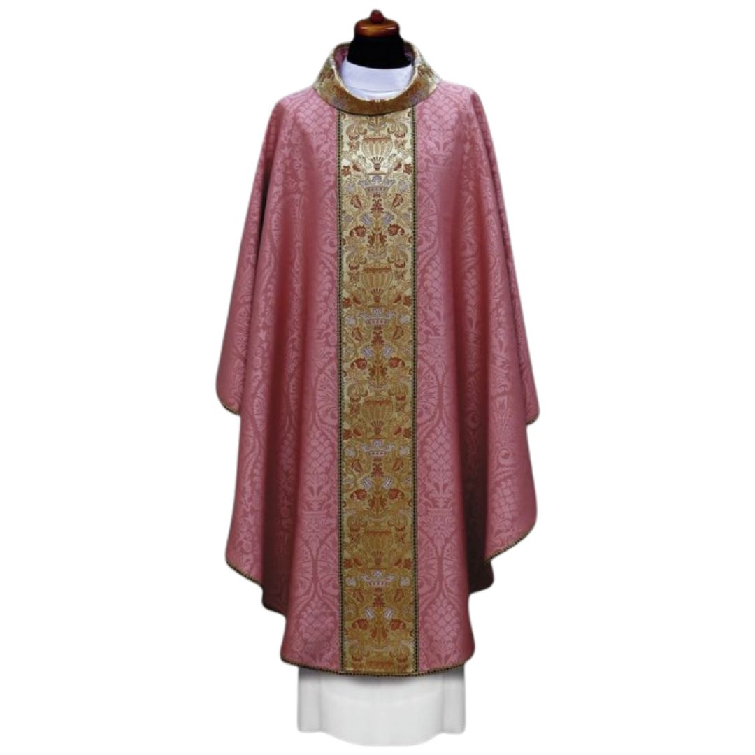 "High-Quality Italian Made Chasubles – Elegant Liturgical Vestments for ...